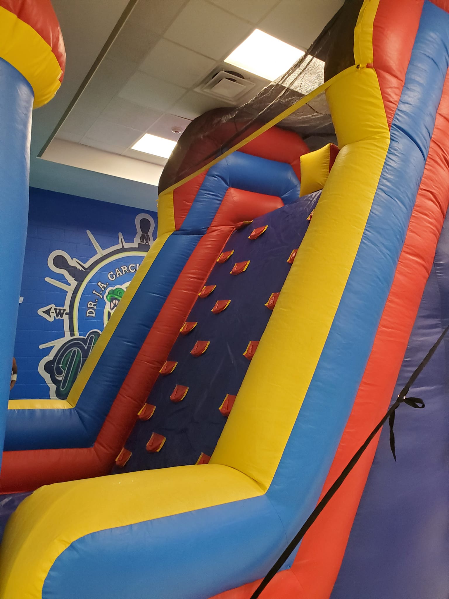 60ft Castle Obstacle Course - Bounce House & Event Rentals in Corpus ...