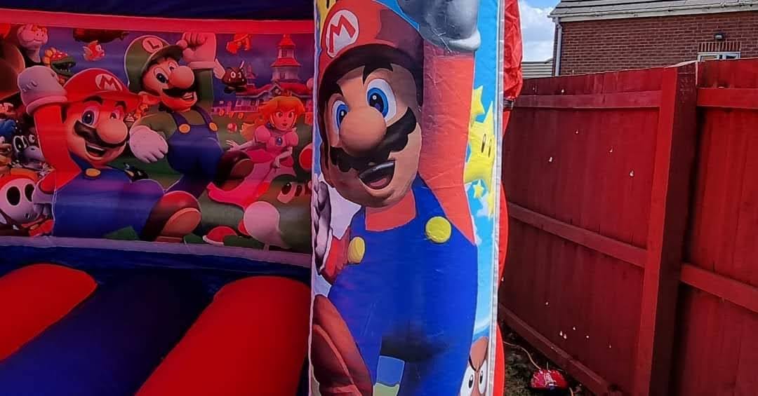 Super Mario Bouncy Castle For Hire - Born 2 Bounce