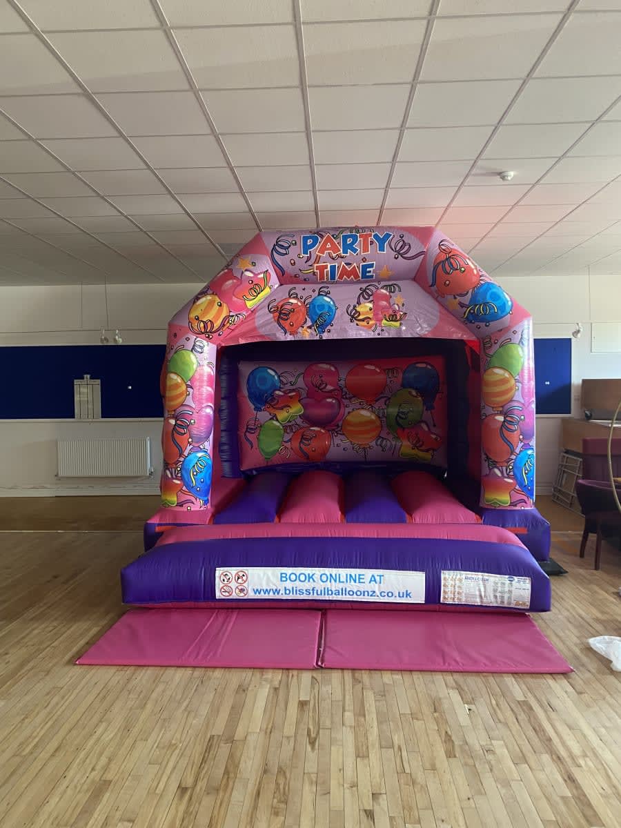 Bouncy Castle Friendly Hall's (For Hire) - Hire, Balloon Displays ...