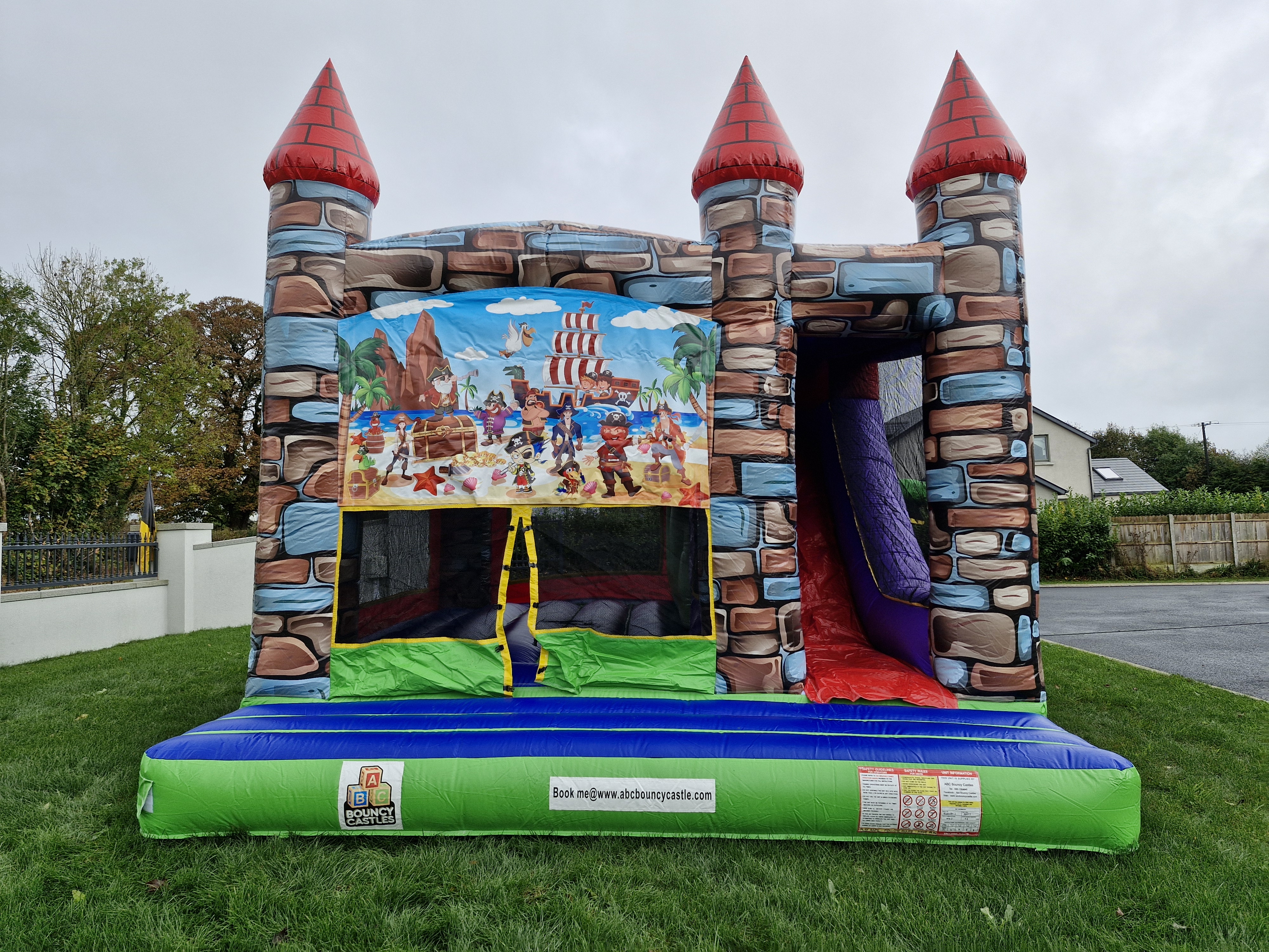 Pirates Brick 3n1 Castle - Hire in Co Westmeath | ABC Bouncy Castles