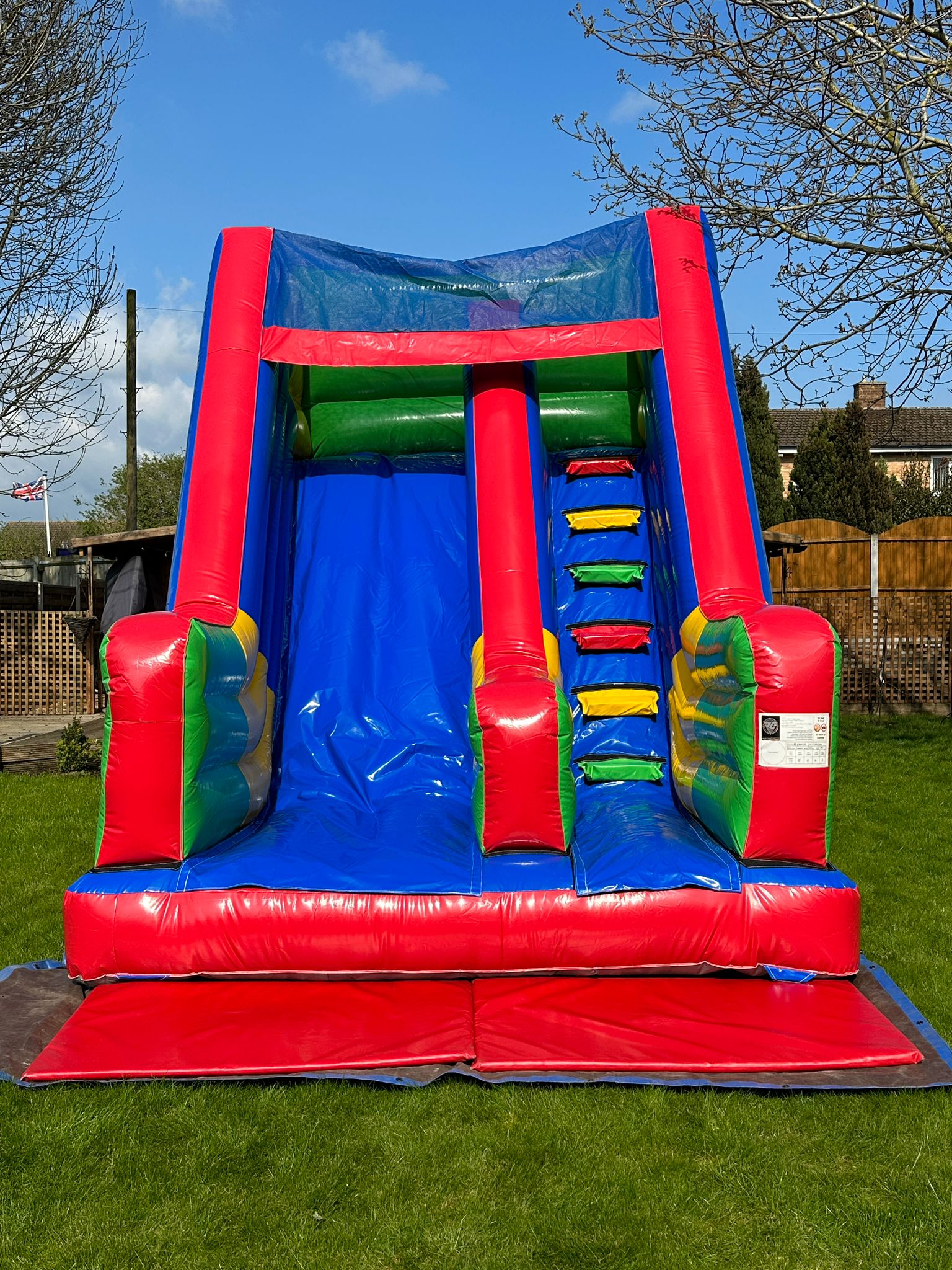 Inflatable Garden Slides | Bedford, Luton & Milton Keynes