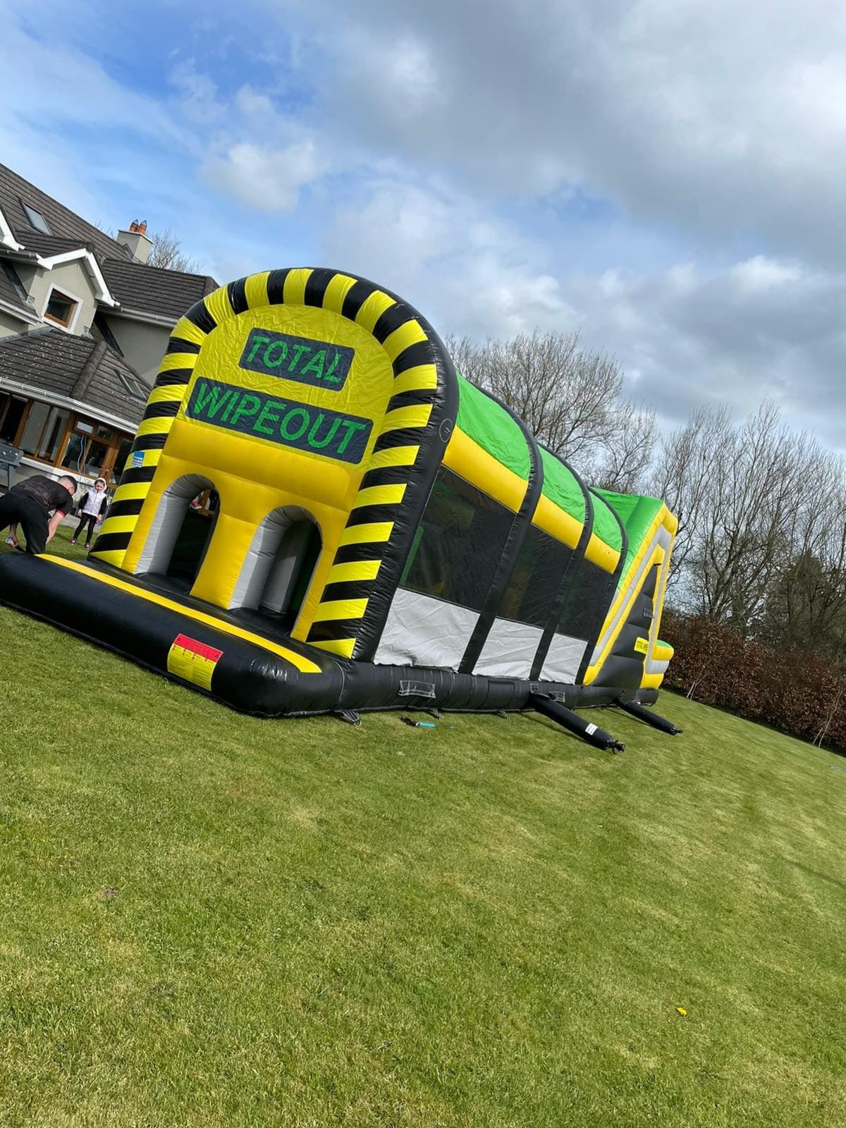 Total Wipeout Obstacle Course & Slide 55ft X 15ft - Hire in Louth ...