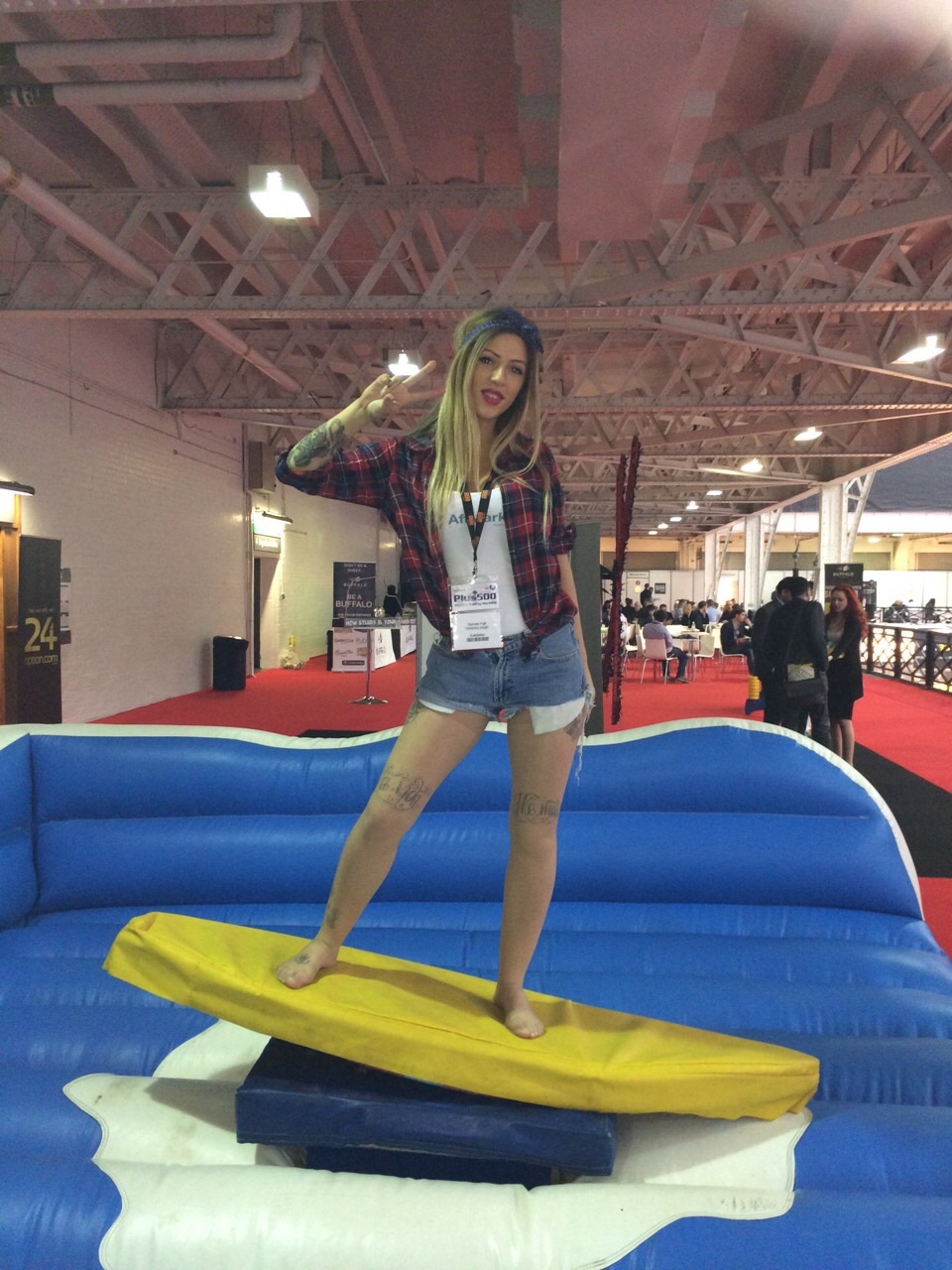 Surf Simulator Hire,Surfing Simulator Game For Rental,Essex,London,UK