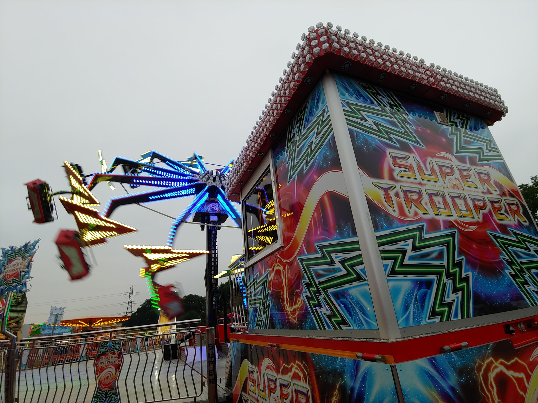 Super Trooper | White Knuckle Thrill Funfair & Fairground Rides