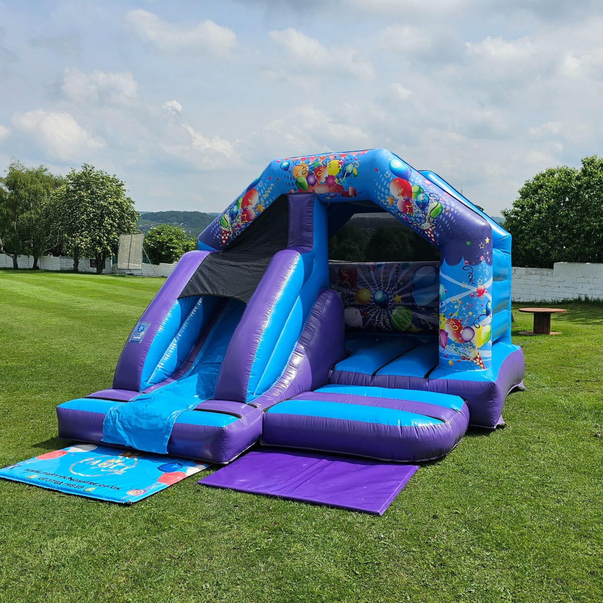 Bouncy Castles with Slide | Huddersfield, Halifax & Dewsbury