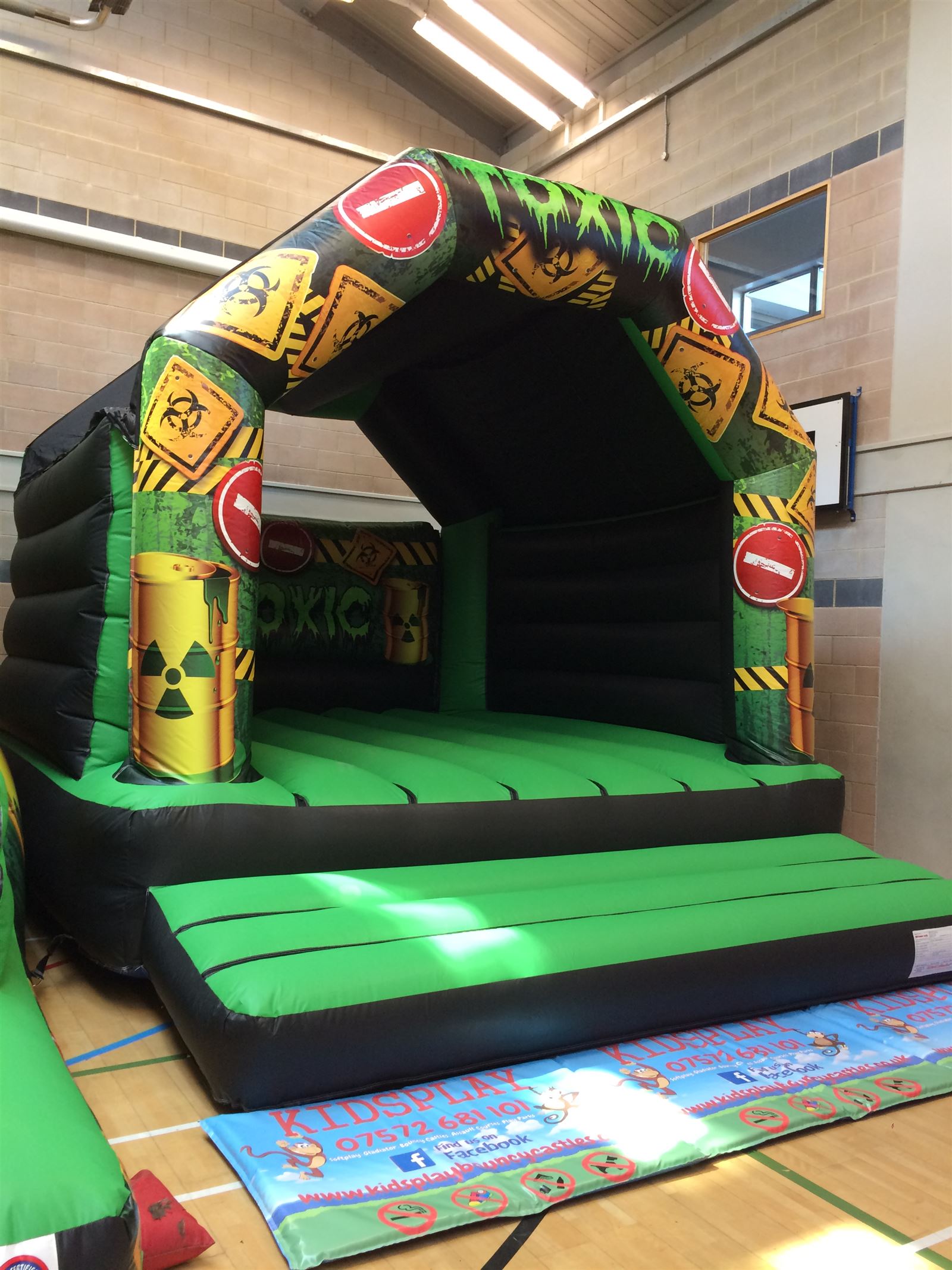 Bouncy Castle Hire | Bouncy Castle Essex | Kids Play Bouncy Castles