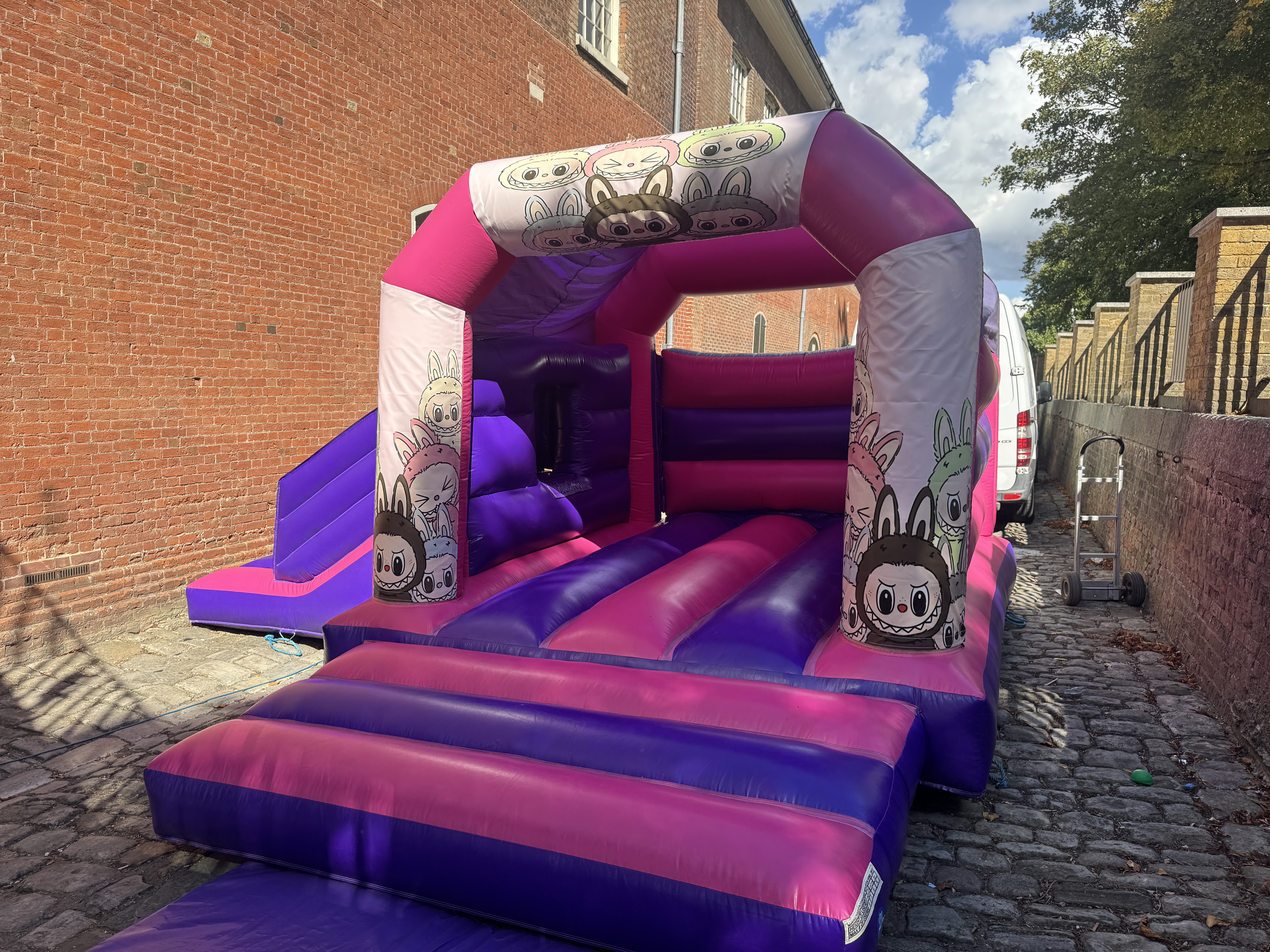 Bouncy Castles with Slides Hire in Gillingham, Rochester, & Chatham