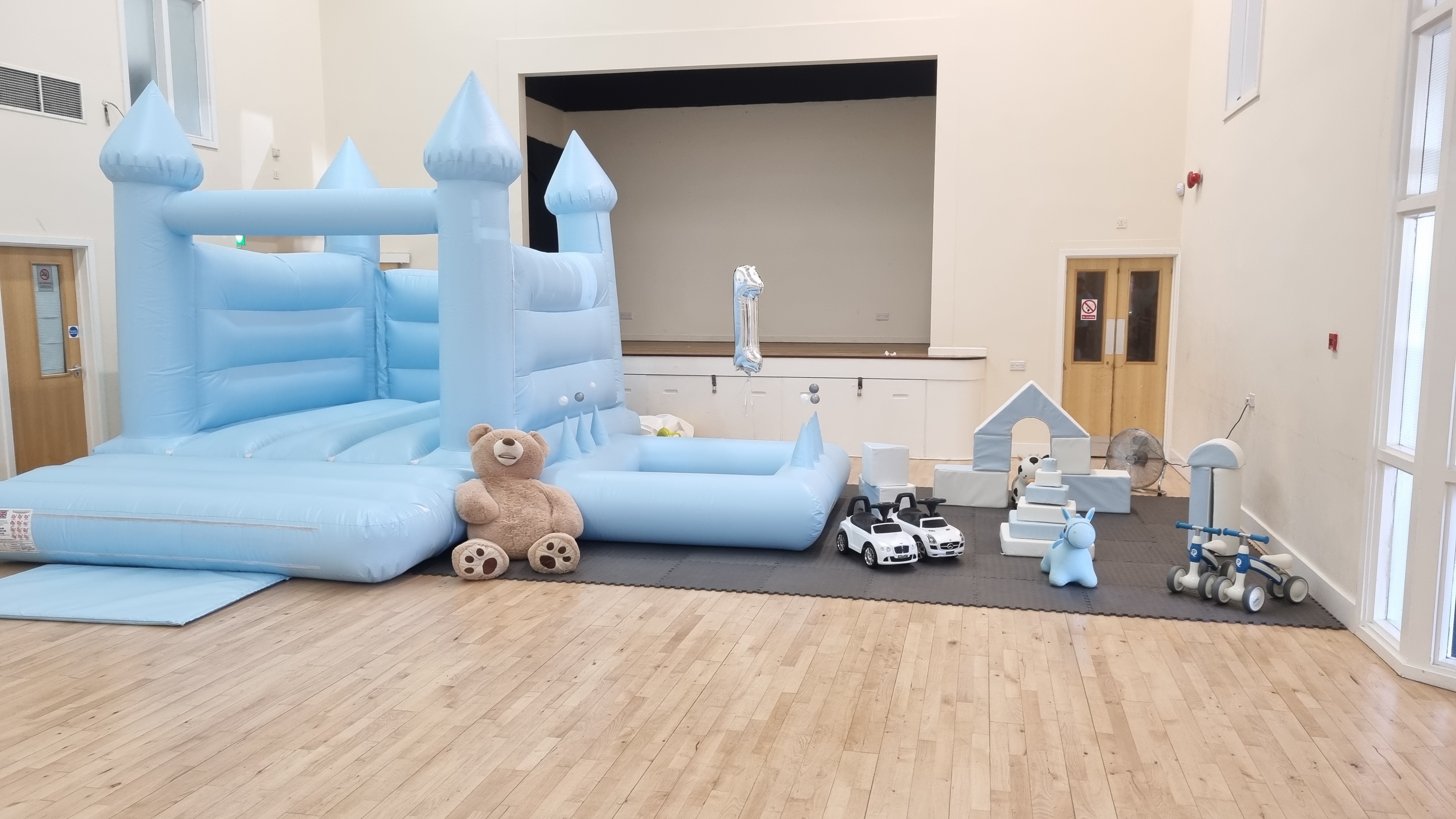 Jolly jump and play combination deals