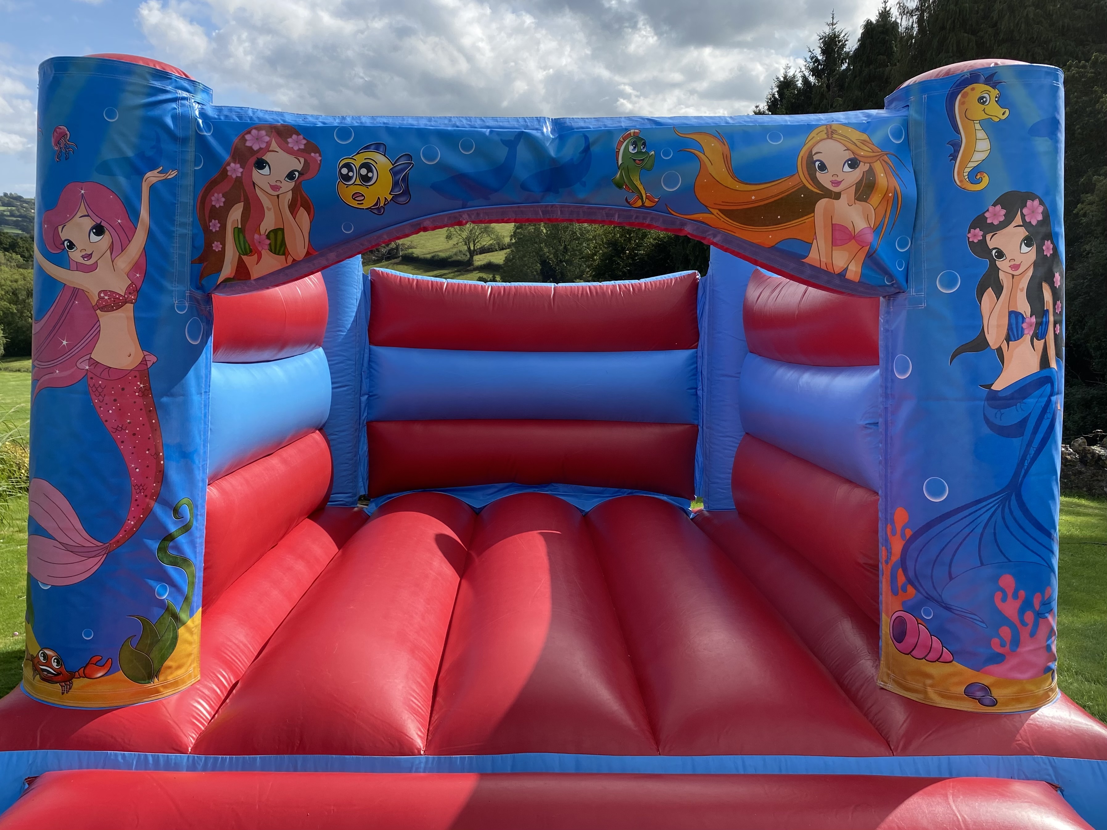 11ft x 15ft Mermaid Red/Blue Low Height Bouncy Castle - Bouncy Castle ...