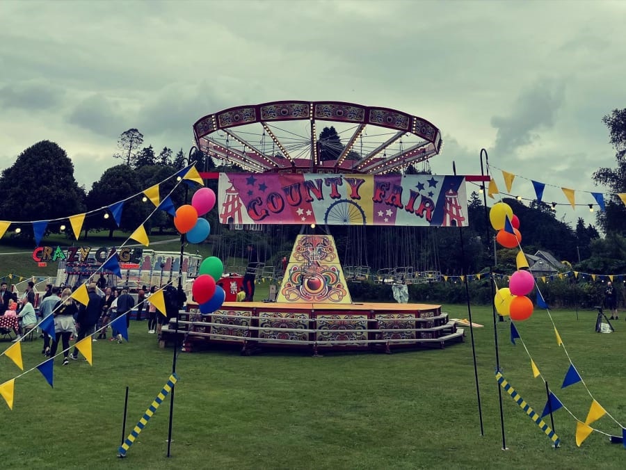 Chair-o-Planes Fairground Ride Hire UK | Funfair Flying Chairs