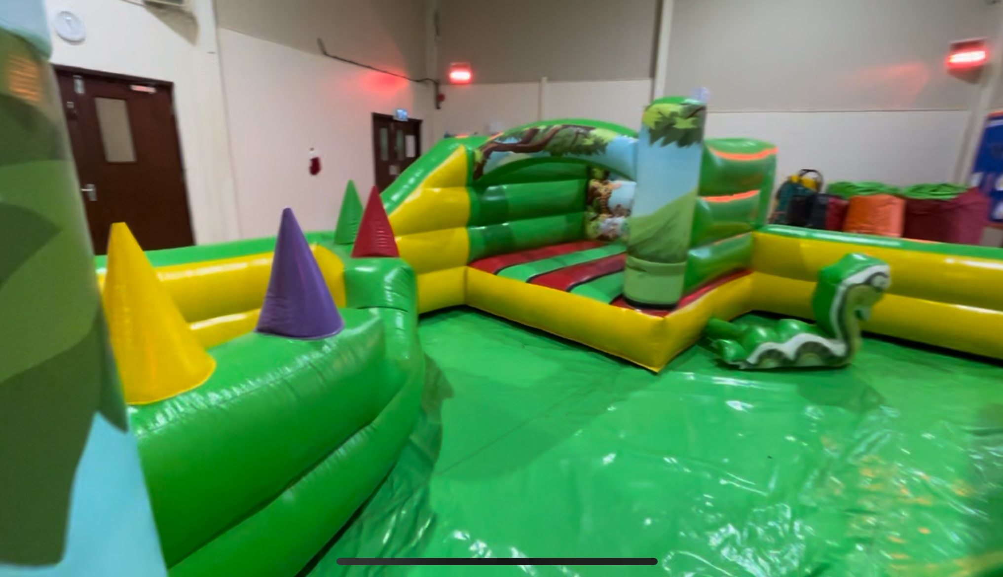 Jungle Safari Play Park Hire - Jungle Soft Play - Bouncy Castle Hire