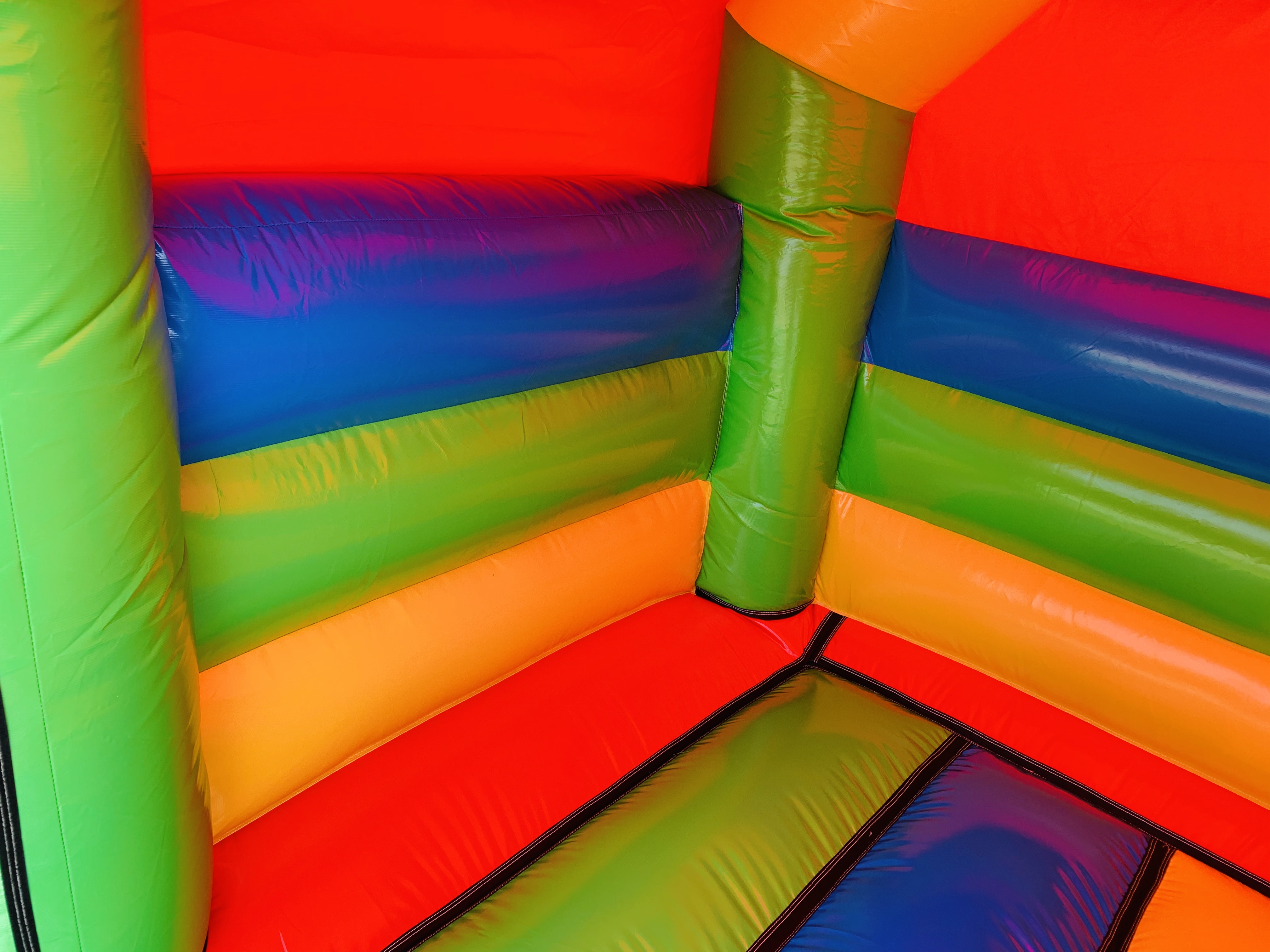 BBOL-236 - 9x11x8ft - Junior party bouncer - (Red, Yellow, Green, Blue ...