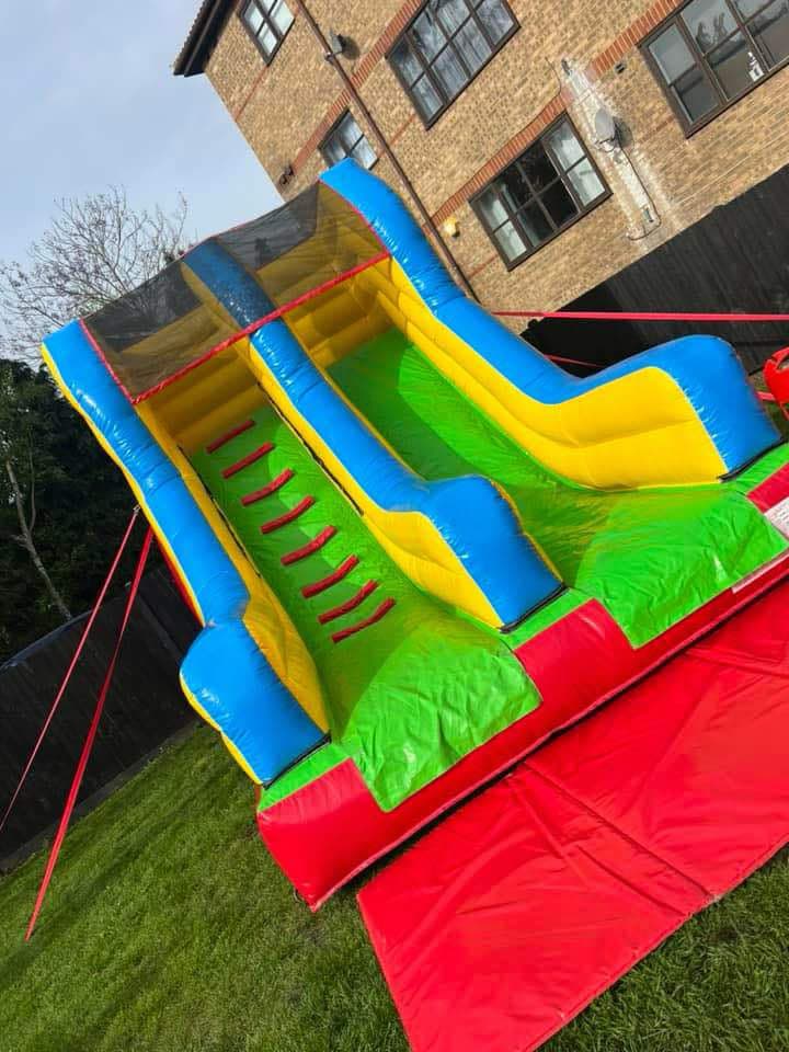 Slide Castles Hire in Greenwich - www.charlies-crazybouncycastles.co.u