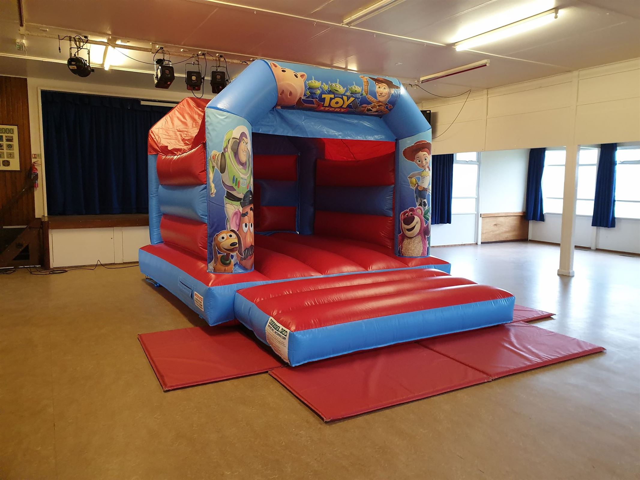 Toy Story Bouncy Castle - Bouncy Castle Hire in Luton, Dunstable ...