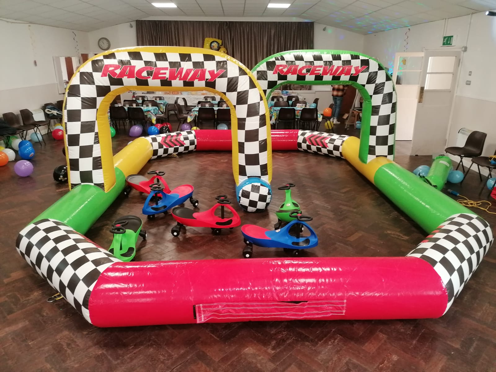Didicar Track-Red/Yellow/ 6 x Cars - Bouncy Castles in West Midlands ...