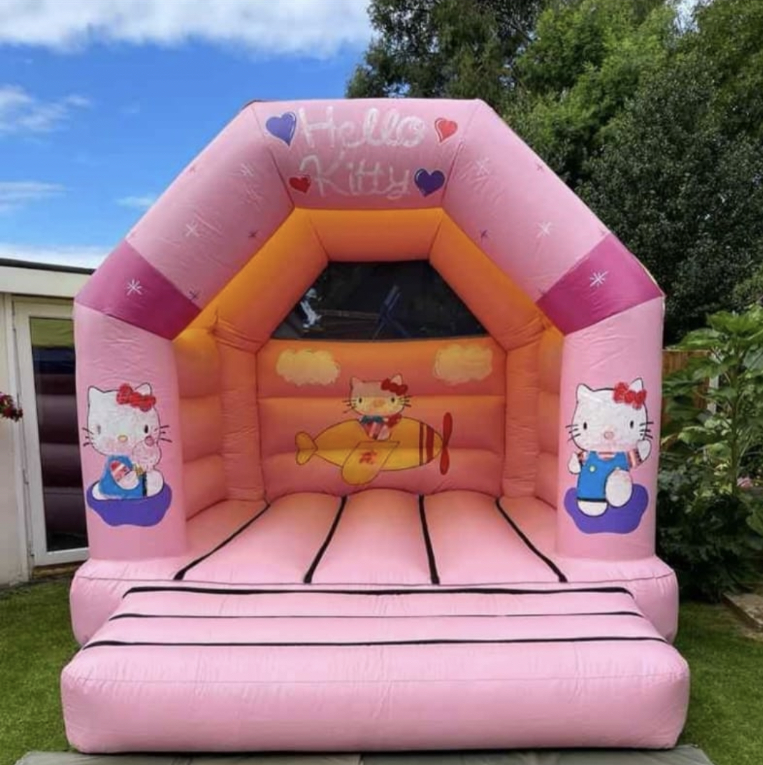 Bouncy Castle Hire in London & Essex Bizi Bouncers party hire