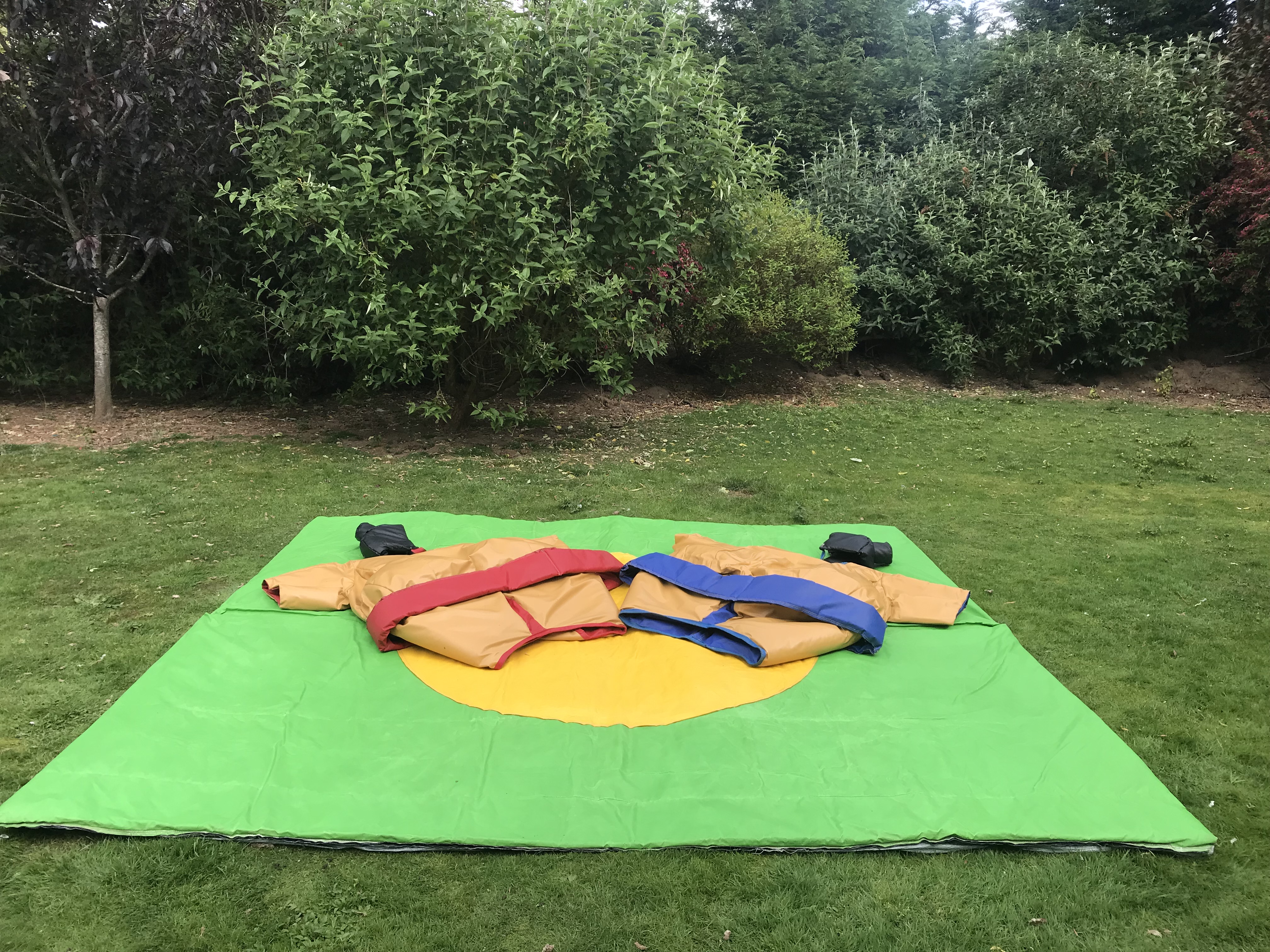 Inflatable Games & Sumo Suits - Bouncy Castle Hire in Lincolnshire ...