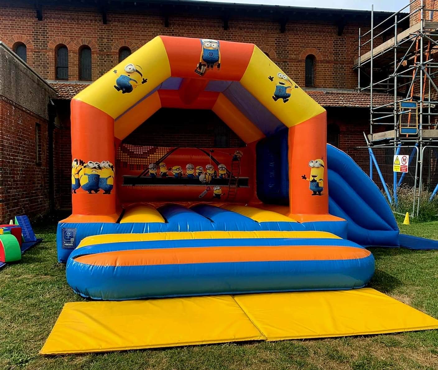 Minions Bounce & Slide Bouncy Castle | Romford, Ilford & Essex