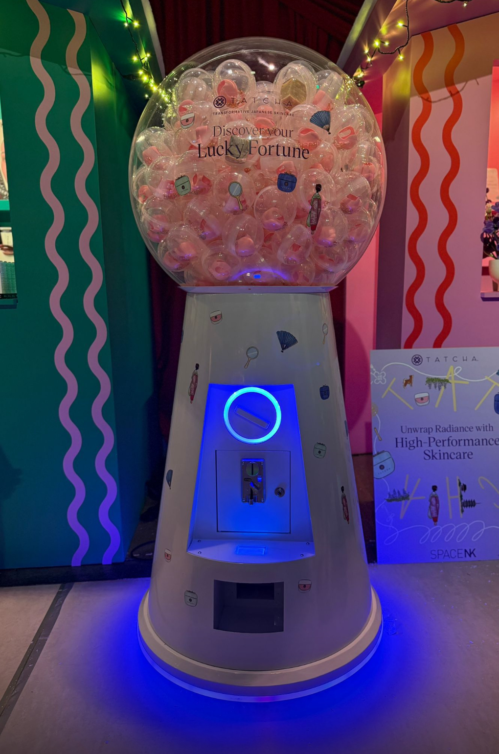 Hire Giant Capsule Vending Machine | Gumball Machine