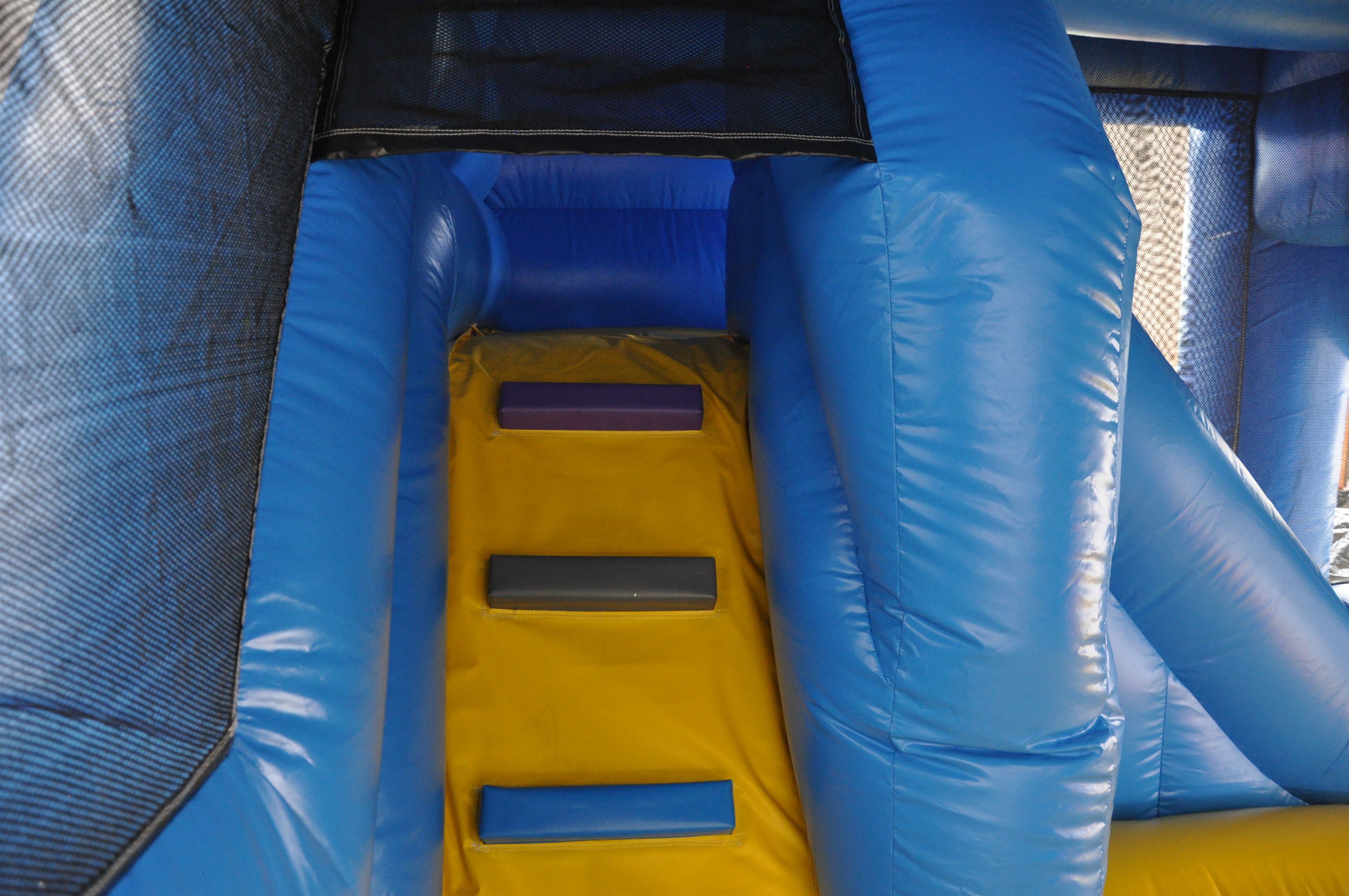 5m x 4.5m Underwater Castle Bouncy Castle - The Fun Team