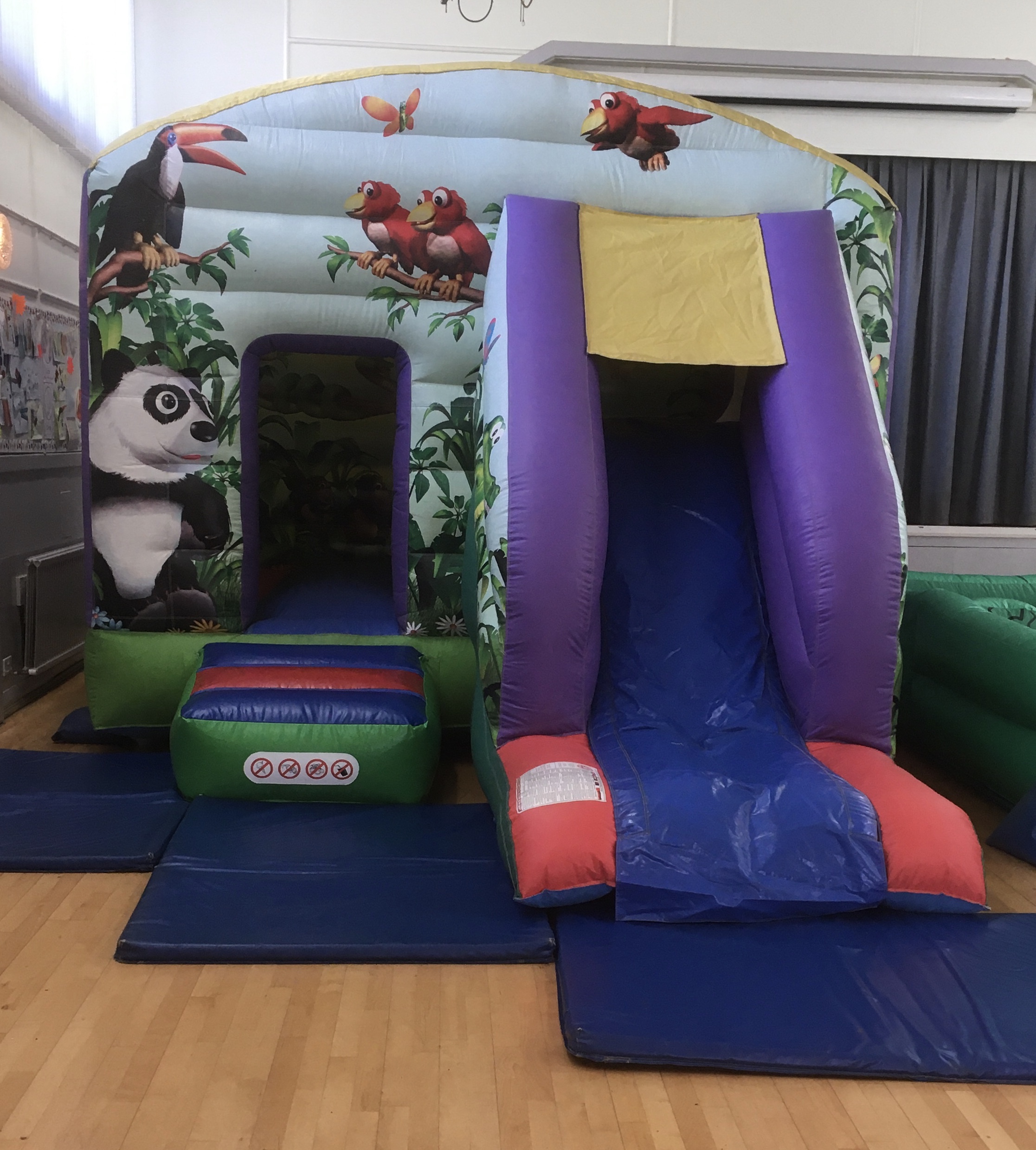 BOUNCY CASTLE HIRE IN WELLING, SIDCUP, BEXLEY, DARTFORD, BEAN
