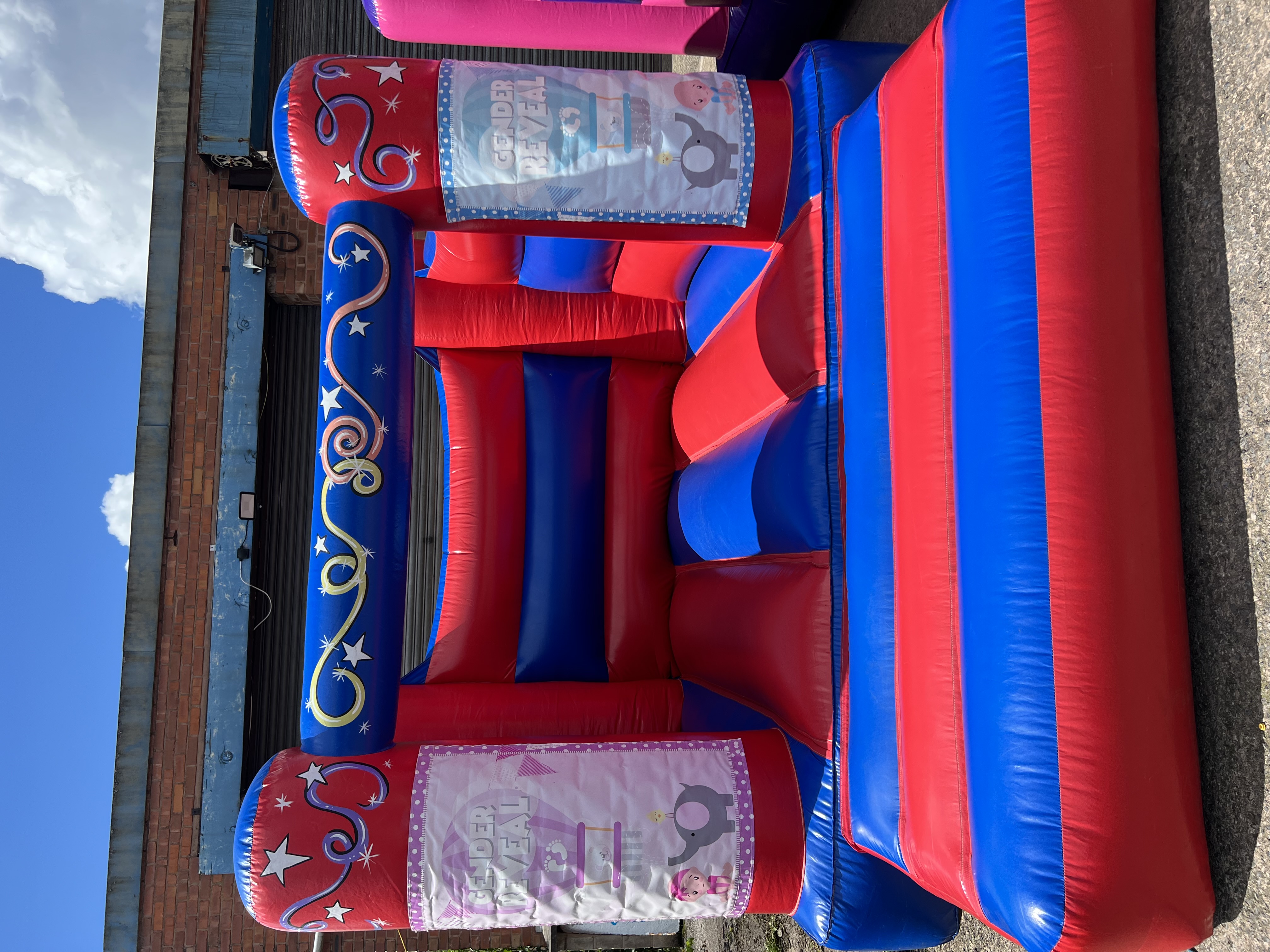 Bouncy Castles - Bouncy castle hire, Sweet treats, jumping castles in ...