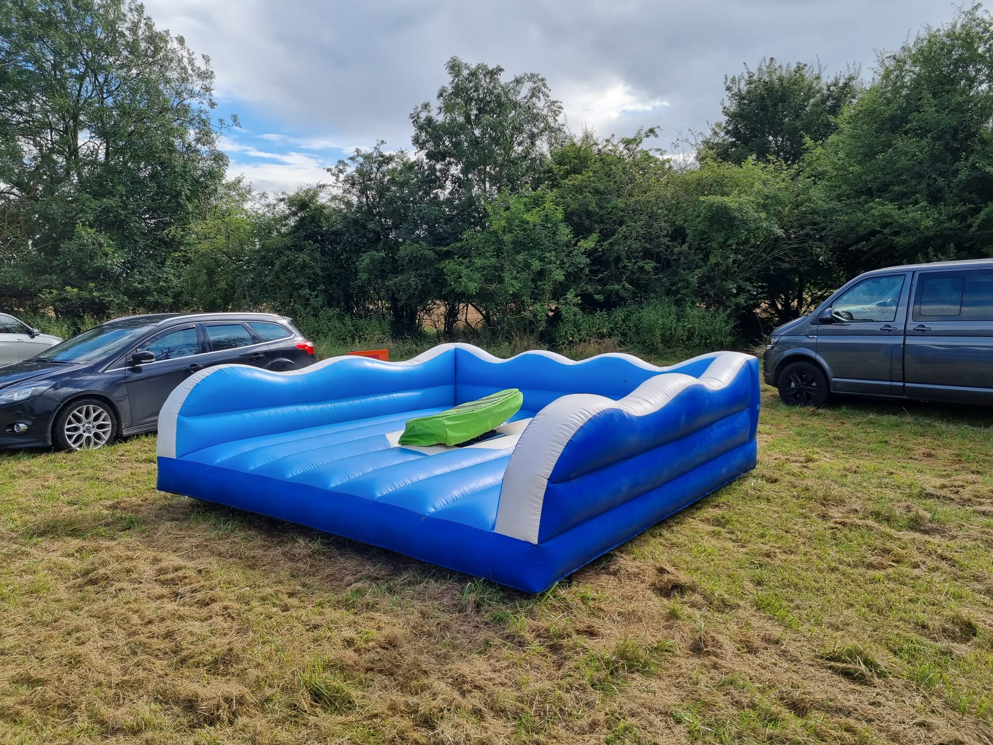 Surf Simulator Hire,Surfing Simulator Game For Rental,Essex,London,UK