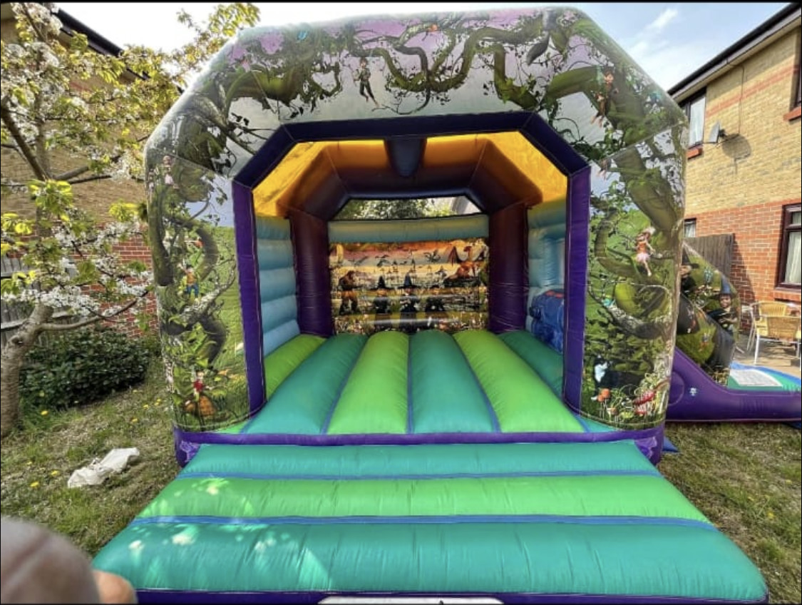 Bouncy Castle Hire in London & Essex Bizi Bouncers party hire
