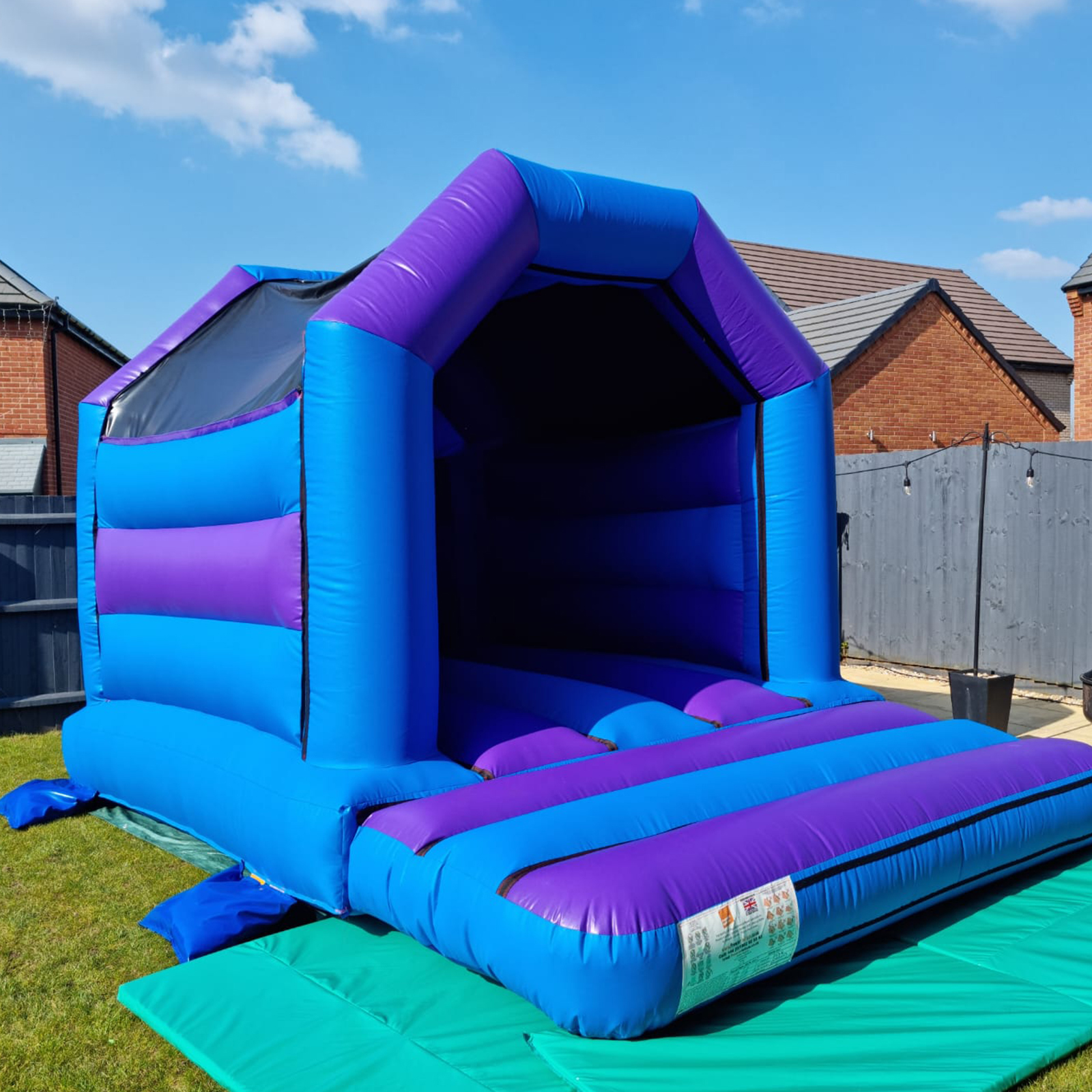 Bouncy Castles - Bouncy Castle and Soft Play Hire in Stafford | Jump and Bounce