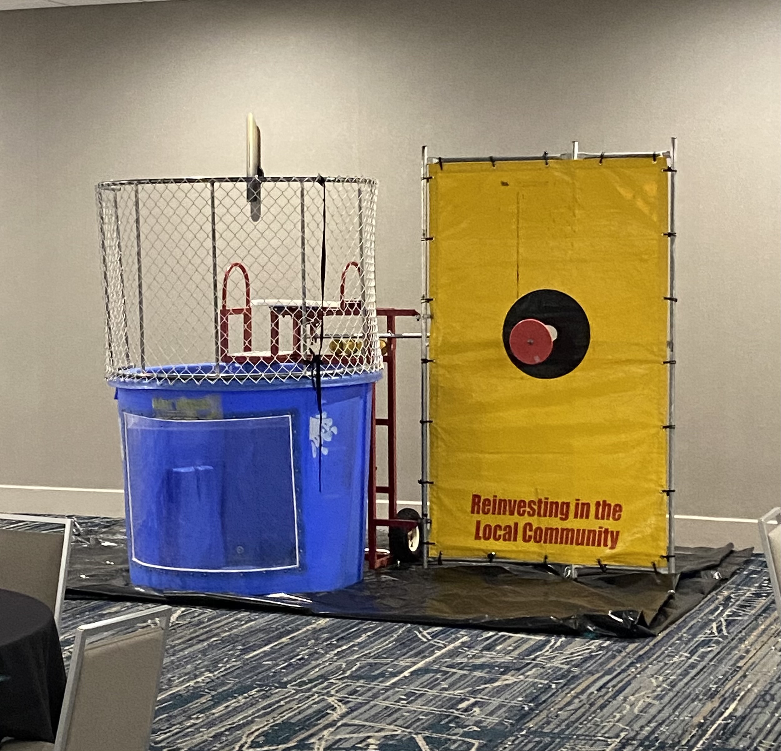 Dunk Tank - Hire in IL | Windy City Jumpers