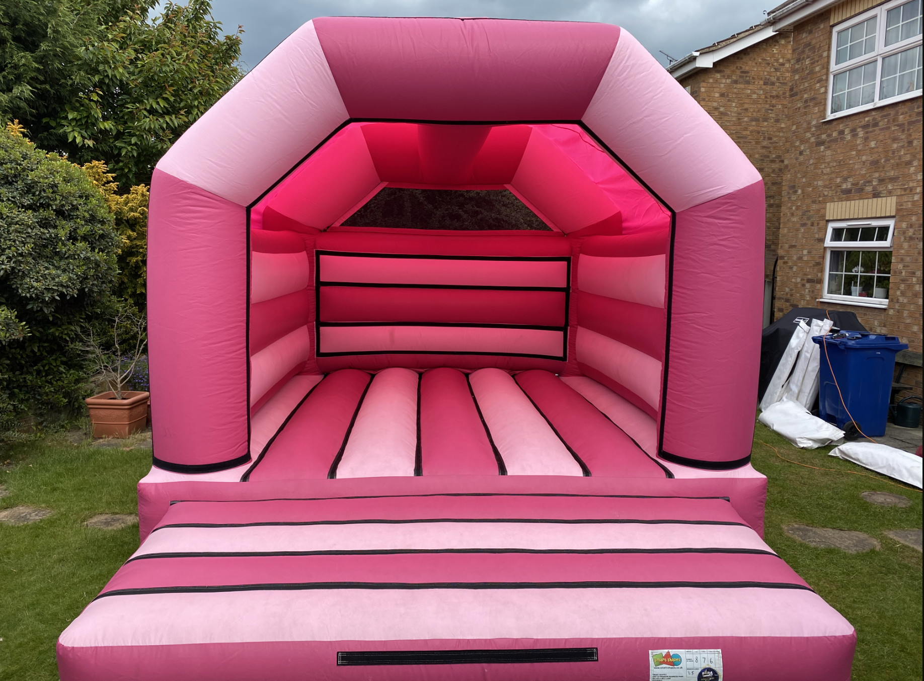 Plain Pink Castle - Bouncy Castle Hire in Doncaster, Rotherham ...