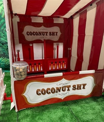 Coconut Shy Side Stall Hire | 5 ⭐️ Reviews | Happy Days Events