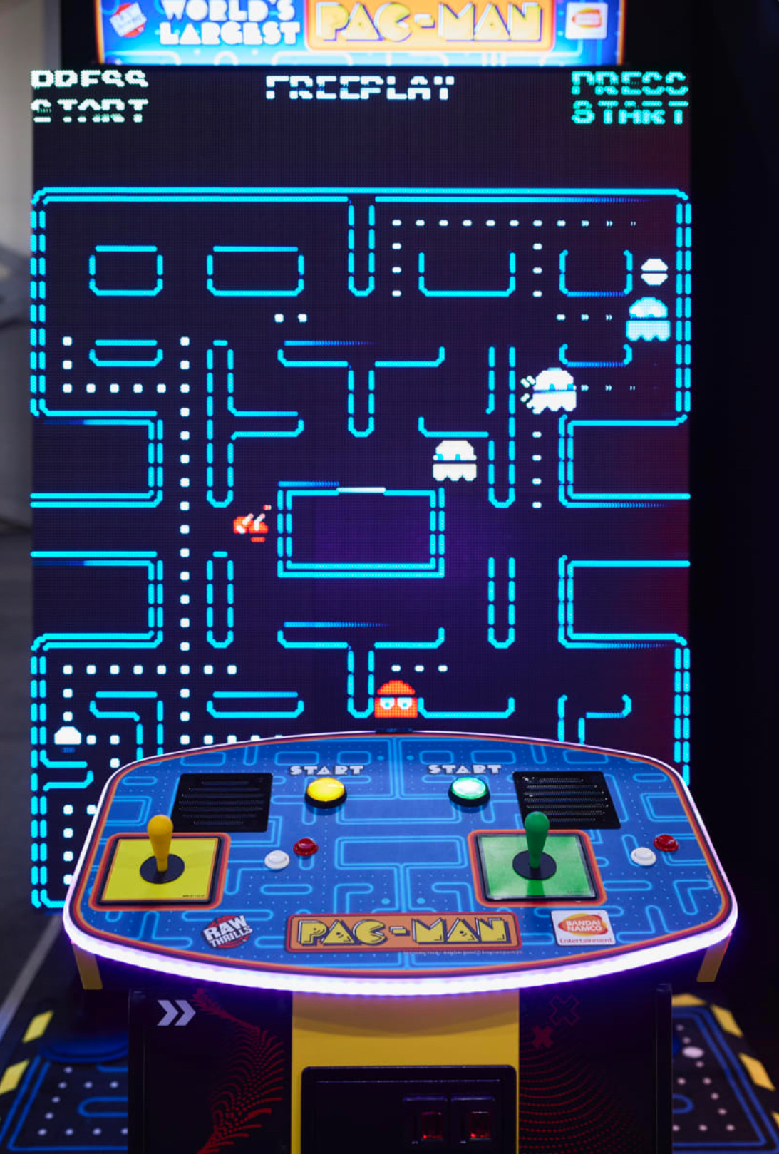 World’s Largest Pac-Man Machine Hire
