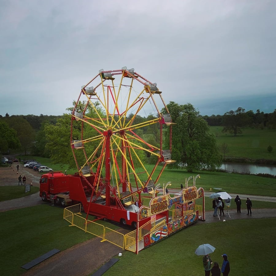 Vintage Ferris Wheel Hire UK | Traditional Funfair Attractions