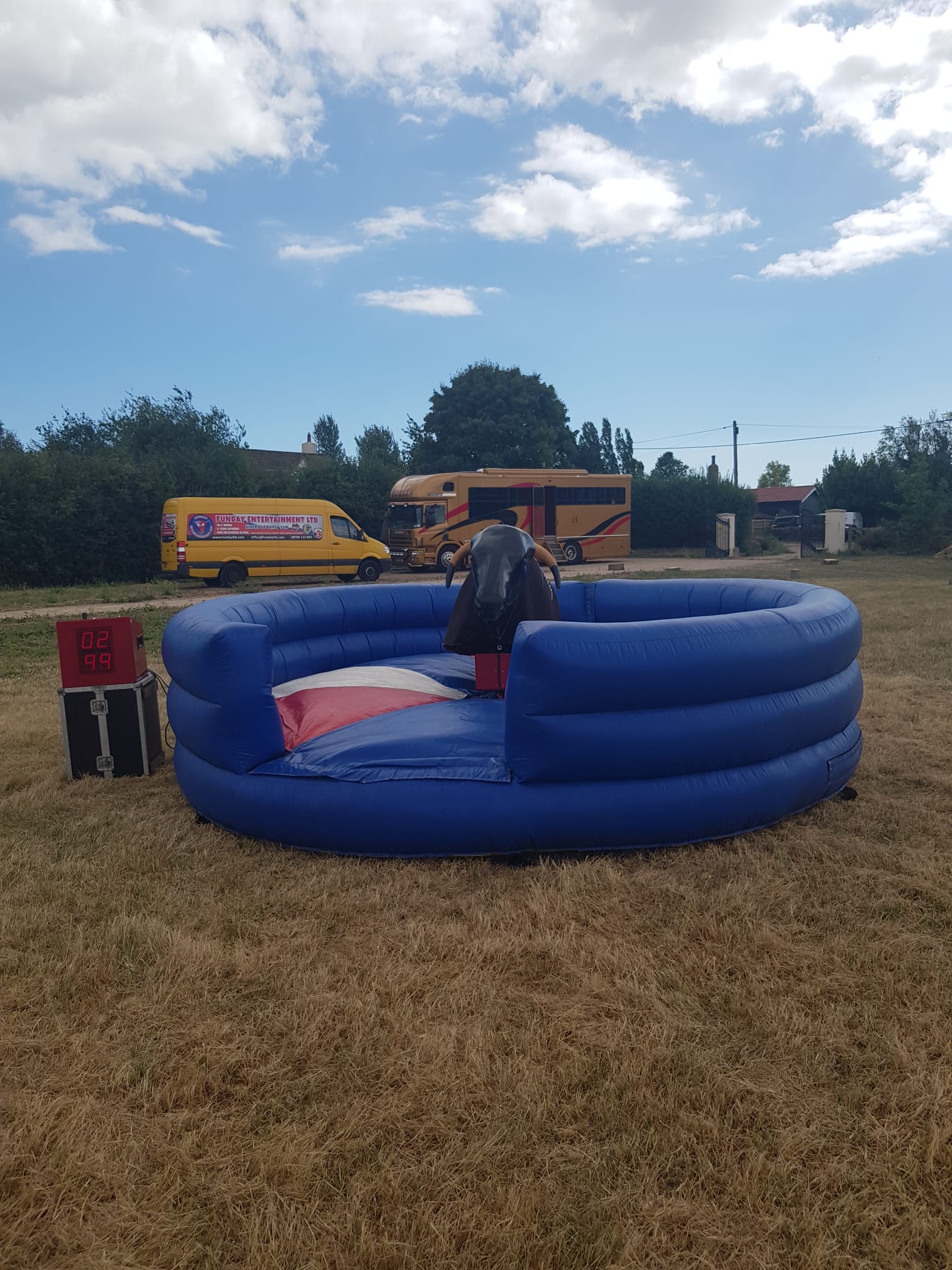 Rodeo Bull Hire in Essex, London & Nationwide - Funday Ltd