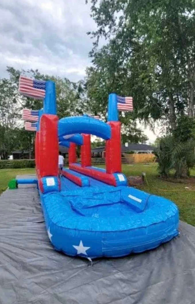 Water Slides - Hire in florida | Rip Roaring Rentals