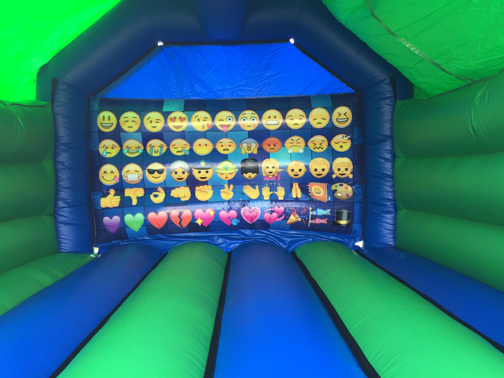 Emoji Bouncy Castle 12 x 15 - Bouncy Castle Hire in Liverpool, Widnes ...