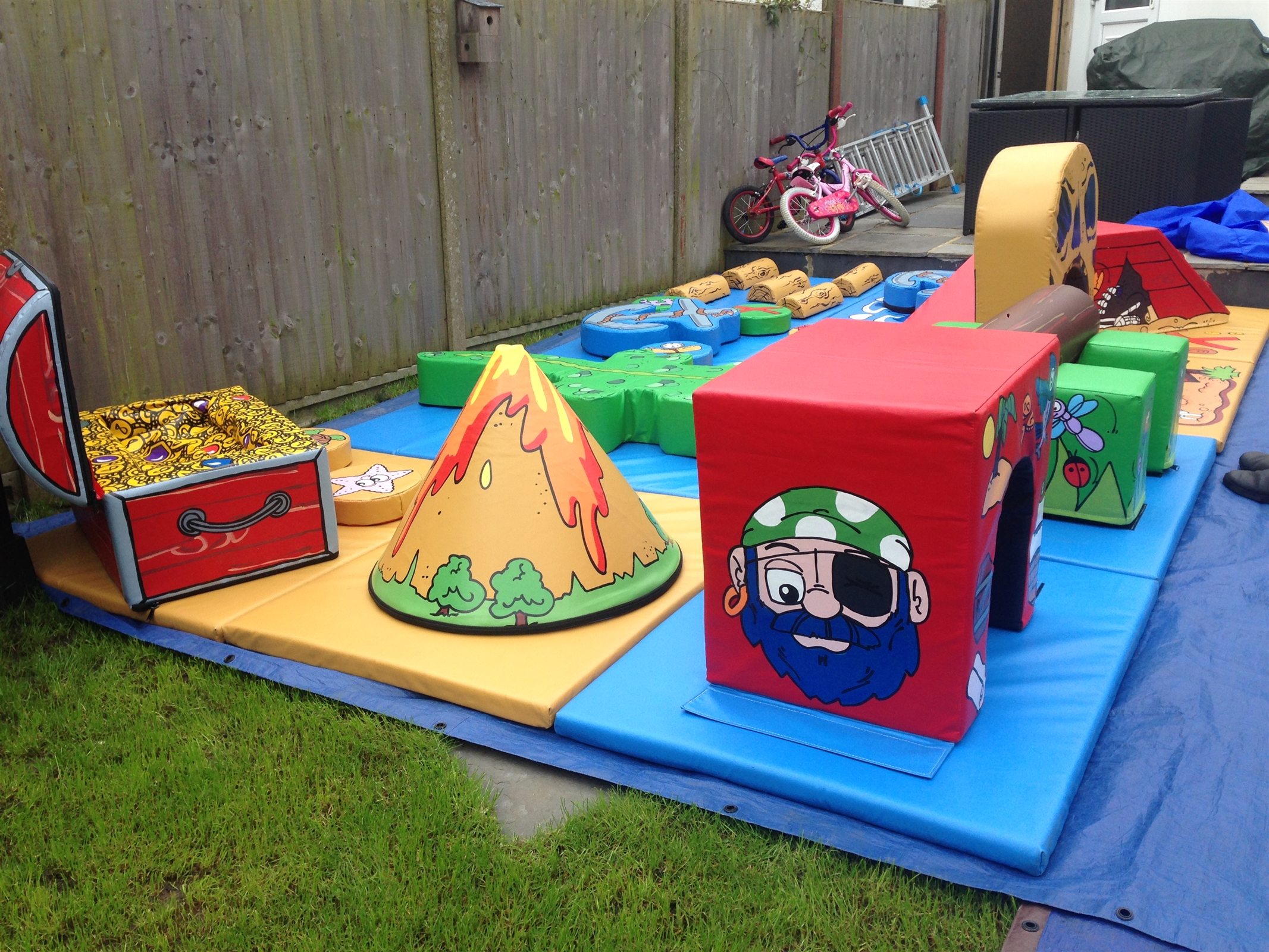 The Pirate Soft Play Package - Mobile Soft Play Hire London in South ...