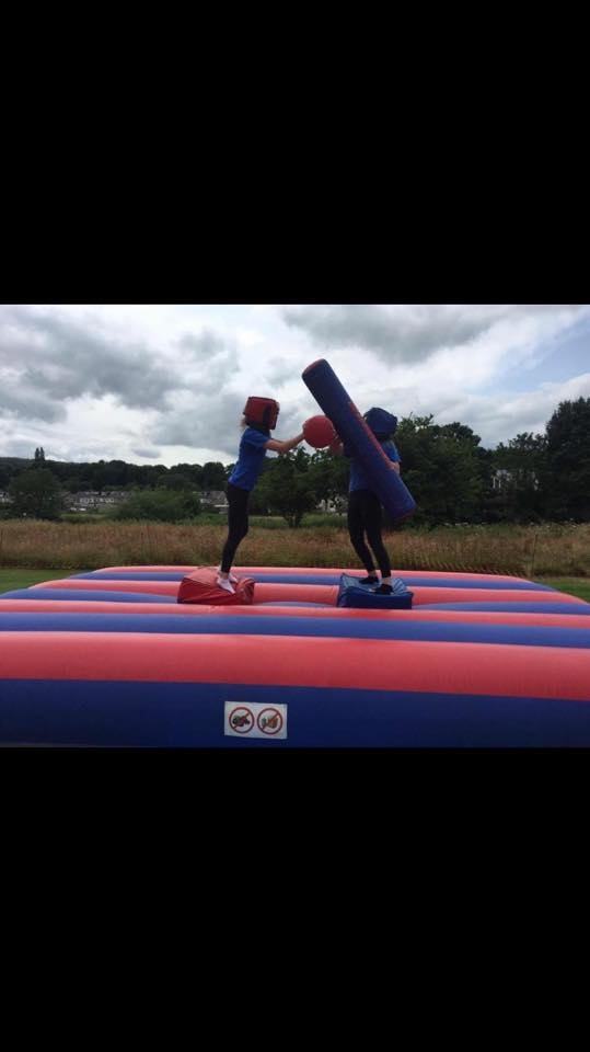 Bounce Back Castles | Gladiator Duel Inflatable