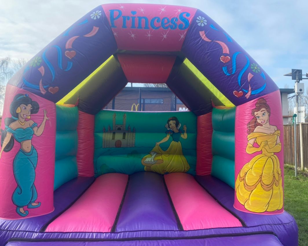 Bouncy Castles - Bouncy castle hire, Sweet treats, jumping castles in ...