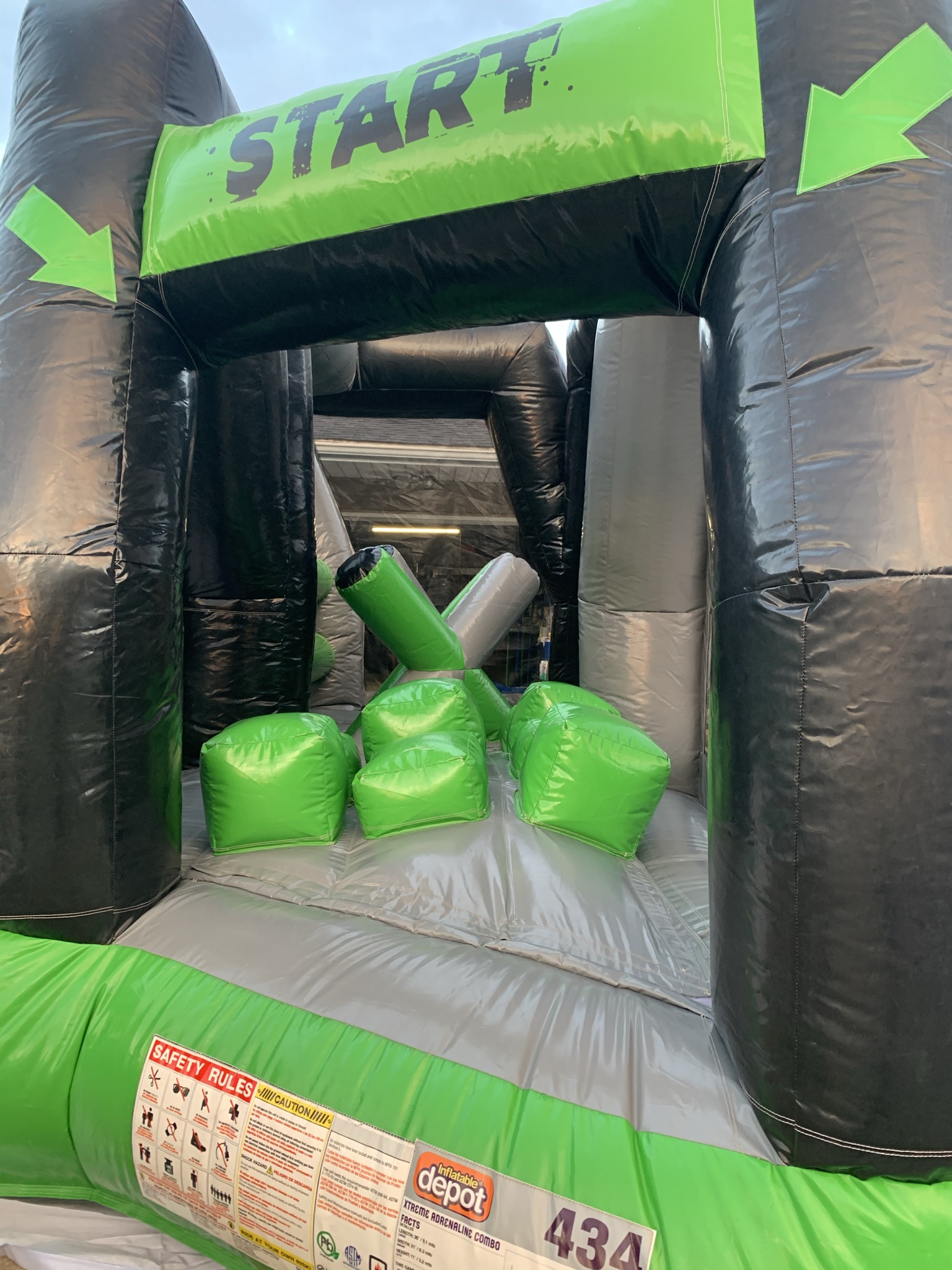 Ninja Obstacle Course - Bounce House and Inflatable Hire in Illinois ...