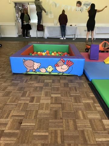 Farm Animal Ball Pool & Soft Play - Inflatable, Bouncy Castle ...