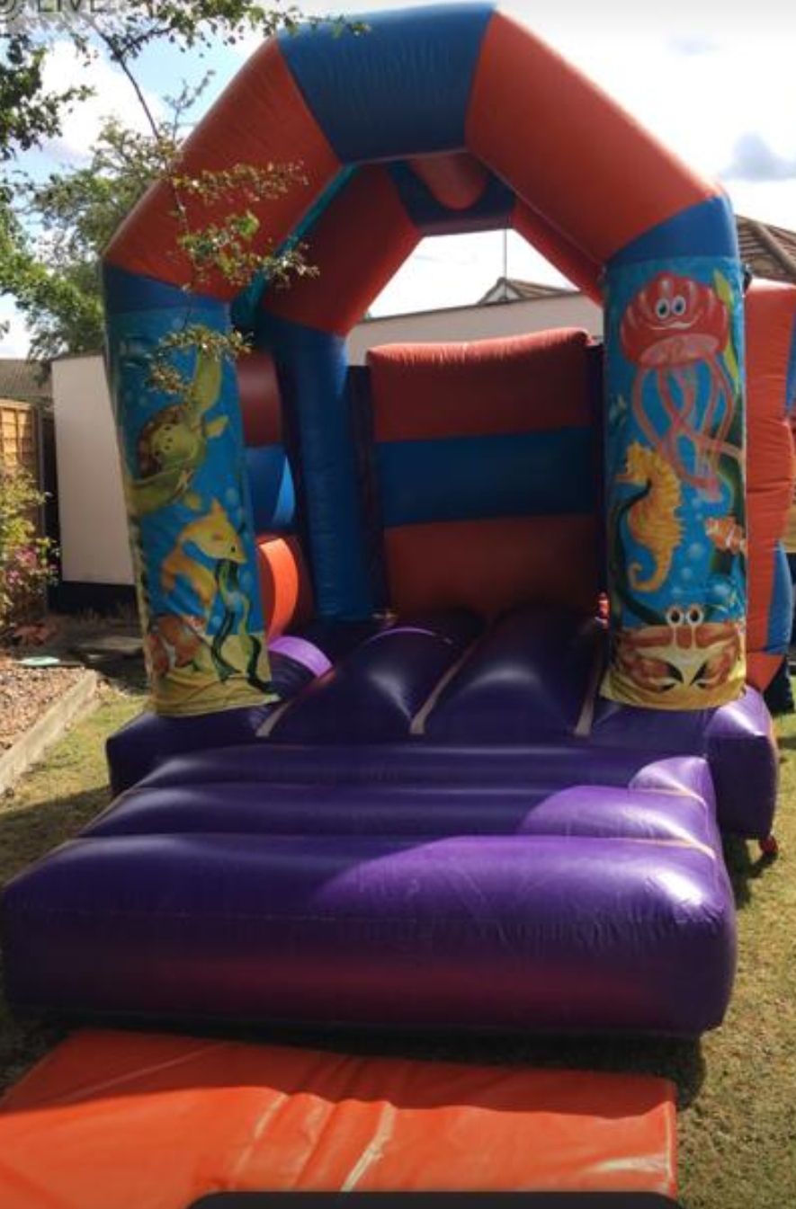 Bouncy Castles - Bouncy Castle Hire in London | Bouncing Bonkers