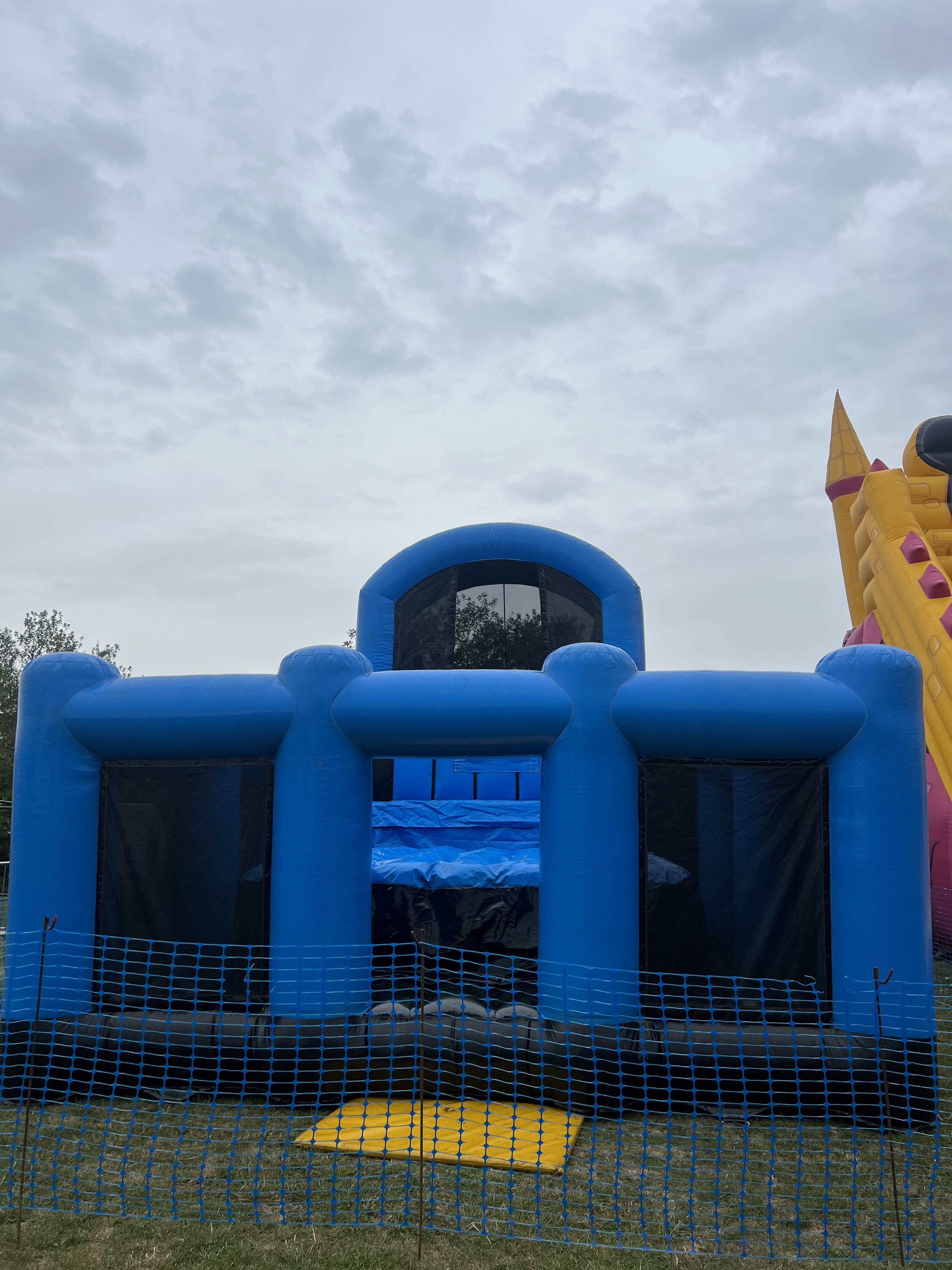 Essex Mobile High Ropes, Essex Climbing Wall Hire, Extreme Adventure