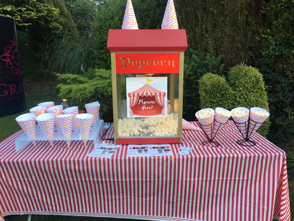 Gold Medal FunPop 8 oz Popcorn Machine - Bouncy Castle Hire in Slough ...