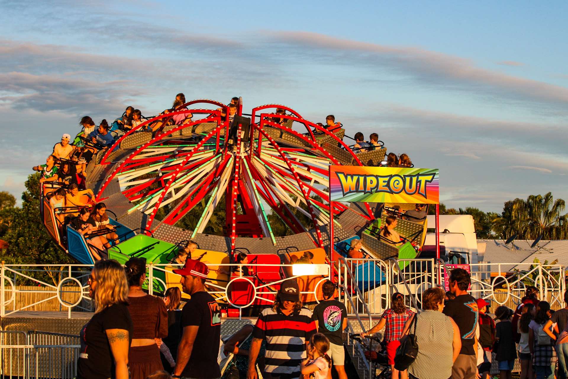 Major Rides - Amusement Ride Hire in North QLD & North West QLD ...