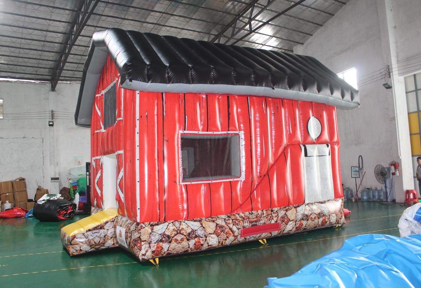 Barn Combo Jumping Castle - Jumping Castle Hire in Melbourne, Pakenham ...