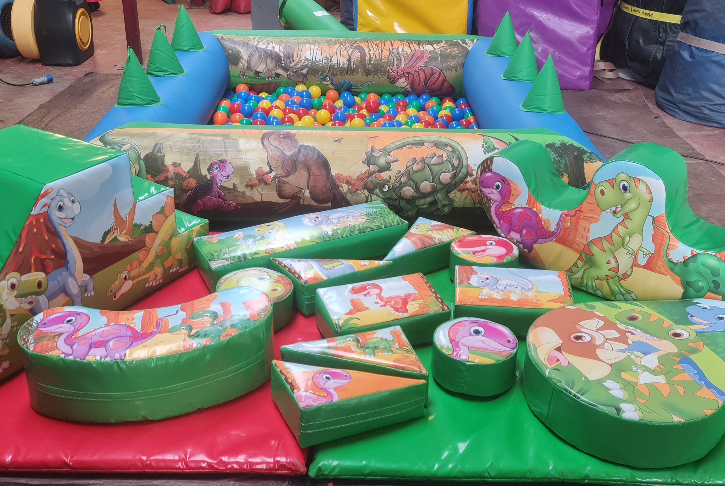 07 x 12 Dinosaur Soft Play & Inflatable Ball Pool - Bouncy Castle Hire ...
