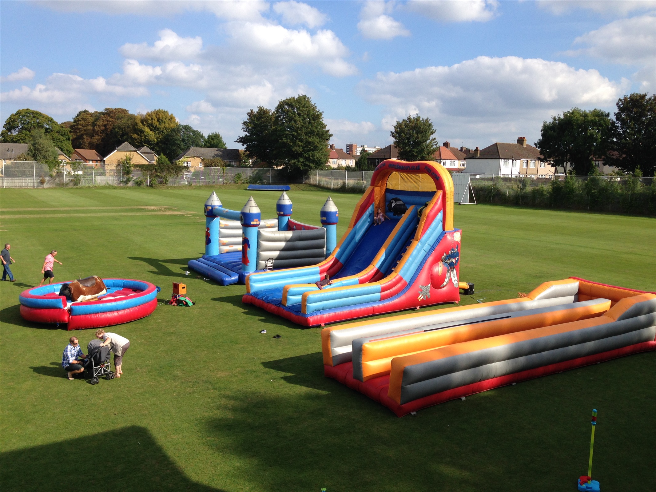 Fun Day Gallery - Bouncy Castle Hire, Fairground Attractions and Photo ...