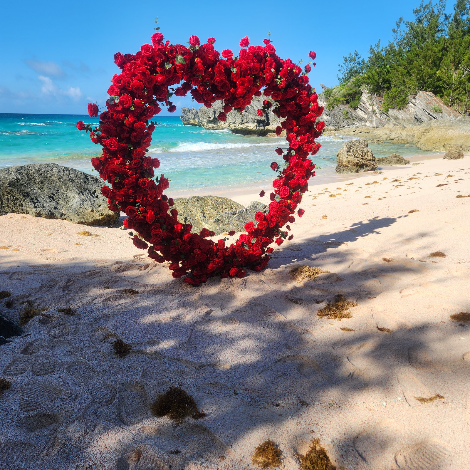 HEART FULL OF RED ROSES - Event Hire in Bermuda | So-N-So Hires